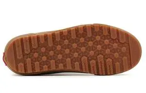 VANS Mid Slip Mte-1 Sneakers