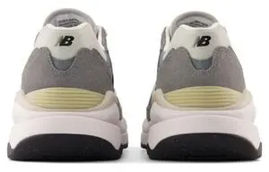 NEW BALANCE 57/40 Sneakers