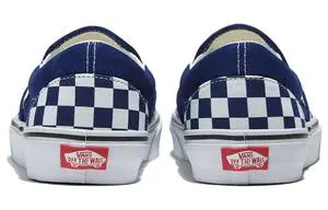 VANS Classic Slip-on Checked Sneakers - Beacon Blue