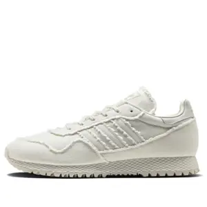 Adidas Daniel Arsham X New York "chalk White" Sneakers