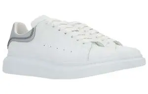 Alexander McQueen Oversized Low-top Sneakers - White/silver