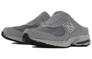 NEW BALANCE 2002r Mule