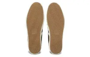 Onitsuka Tiger Vickka Nm Shoes - Chestnut/white