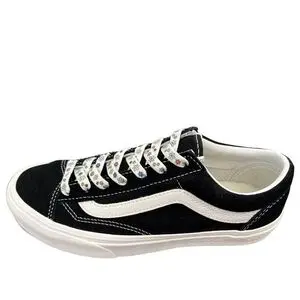VANS Style 36 Low Top Sneakers - Black/white