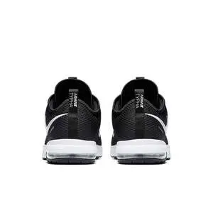 Nike Max Typha 2 Sneakers - Black