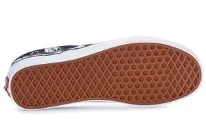 VANS Classic Slip-on "flash Skull" Sneakers - Black