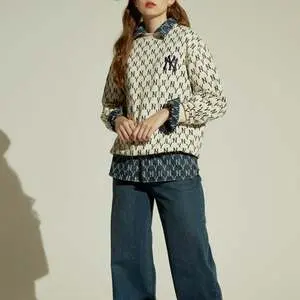MLB New York Yankees Retro All-over Print Crewneck Sweater