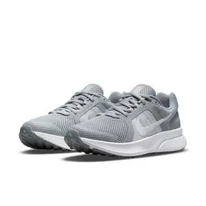 Nike Run Swift 2 Athletic Sneakers