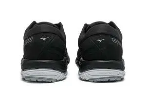 Mizuno Wave Stream 2 Athletic Sneakers - Black/white