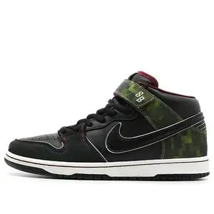 Nike Dunk Mid Elite Sb "nitraid" Sneakers - Black