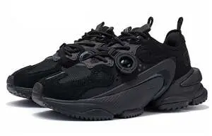 LI-NING Nebula M1 Athletic Sneakers