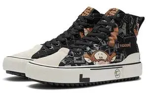 LI-NING Classic Canvas Hi X Disney Tigger Sneakers