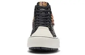 LI-NING Classic Canvas Hi X Disney Tigger Sneakers