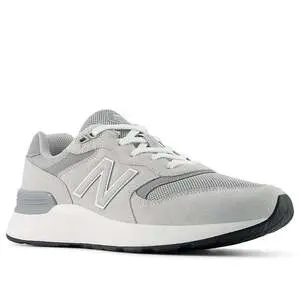 NEW BALANCE 880 Athletic Sneakers