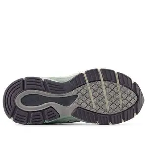 NEW BALANCE 990v4 "the Whitaker Group Willful Bias" Sneakers - Jade Green/cream/black