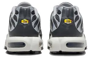 Nike Max Plus Se "iron Grey" Sneakers - Iron Grey/wolf Grey/sail