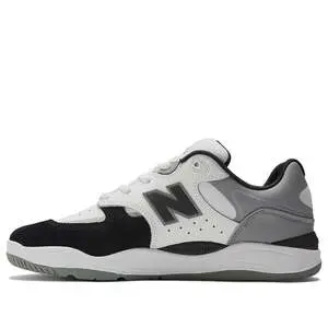 NEW BALANCE 1010 Numeric Sneakers - White/black