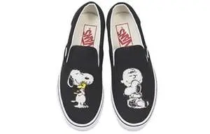 VANS Peanuts X Classic Slip-on - Black