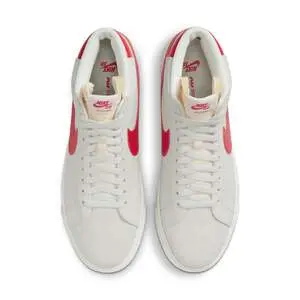 Nike Zoom Blazer Mid Sb Sneakers - Cream/red