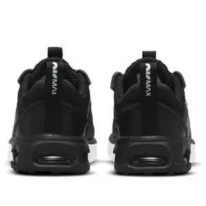 Nike Max 2021 Sneakers