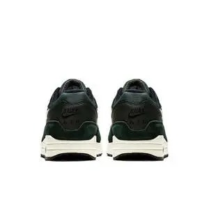 Nike Max 1 "outdoor - Green