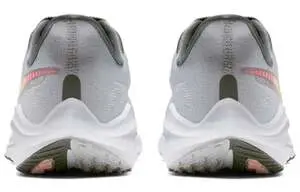 Nike Zoom Vomero 14 Athletic Sneakers - Silverpink