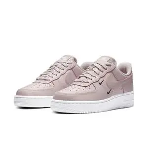 Nike Force 1 '07 Essential Sneakers