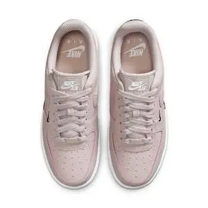 Nike Force 1 '07 Essential Sneakers