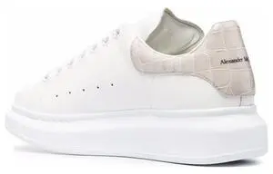 Alexander McQueen Oversized Sneaker - White/champagne