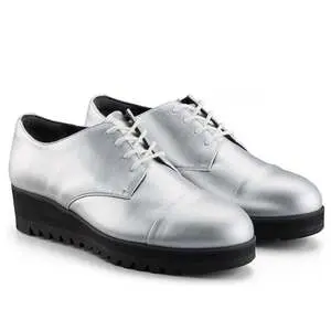 Onitsuka Tiger Derby Lace-up Metallic Sneakers - Silver