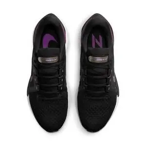 Nike Zoom Vomero 16 Sneakers