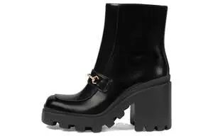 Gucci Leather Ankle Boots With Horsebit Detail