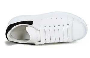 Alexander McQueen Oversized Sneaker - White/black