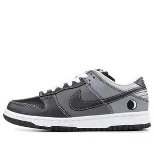 Nike Dunk Low Premium "lunar Eclipse East" Sneakers - Black/gray