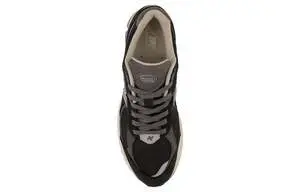 NEW BALANCE 2002r "premium Vintage Black" Sneakers - Black/brown