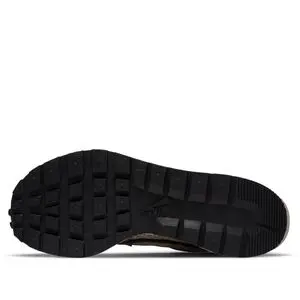 Nike X Sacai Vaporwaffle Sp "villain Red - String/black/villain Red