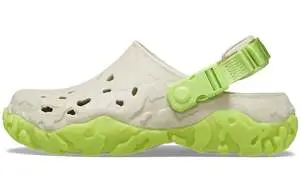 CROCS All-terrain Atlas Clog - Beige/green