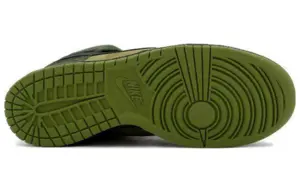 Nike Dunk High Pro Sneakers - Green
