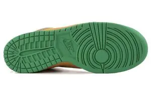 Nike Dunk High Pro "lucky" Sneakers - Brown
