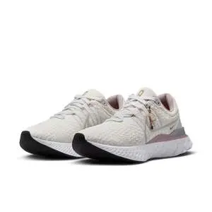 Nike React Infinity Run Flyknit 3 "bling" Sneakers