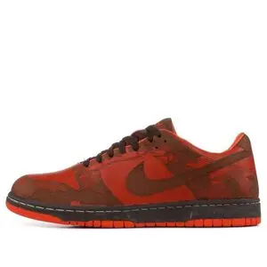 Nike Dunk Low Sneakers - Red