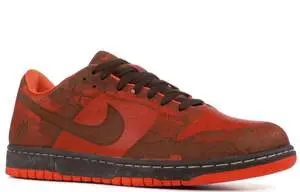 Nike Dunk Low Sneakers