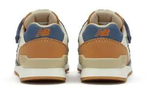 NEW BALANCE 996 Sneakers