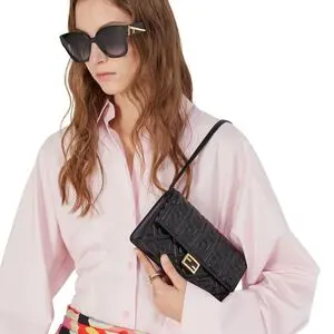Fendi Baguette Wallet On Chain
