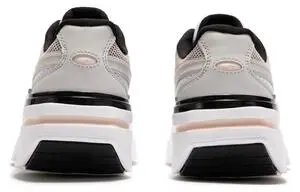PUMA Kosmo Rider Feminine Tech Sneakers