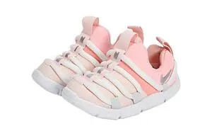 Nike Novice Sneakers