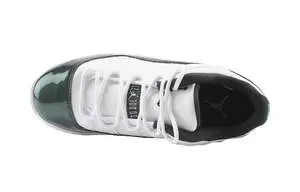 JORDAN 11 Retro Low