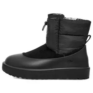 UGG Classic Maxi Toggle Boots - Black
