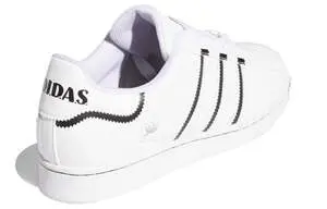 Adidas Superstar Sneakers