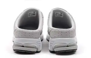 NEW BALANCE 2002r Mule "rain Cloud" Sneakers